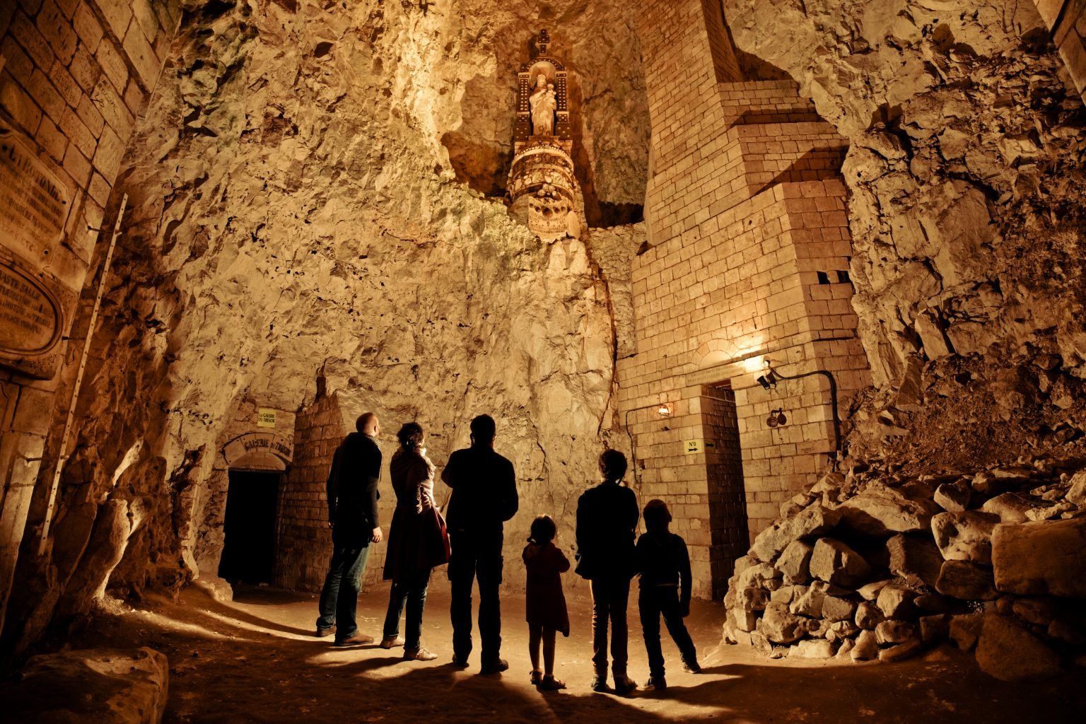 Visiting the Underground - La Cité Souterraine de Naours